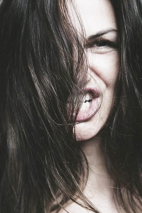RAINING BLOOD - Ulule