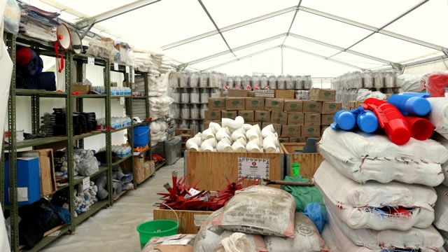 Du matériel humanitaire pour sauver des vies