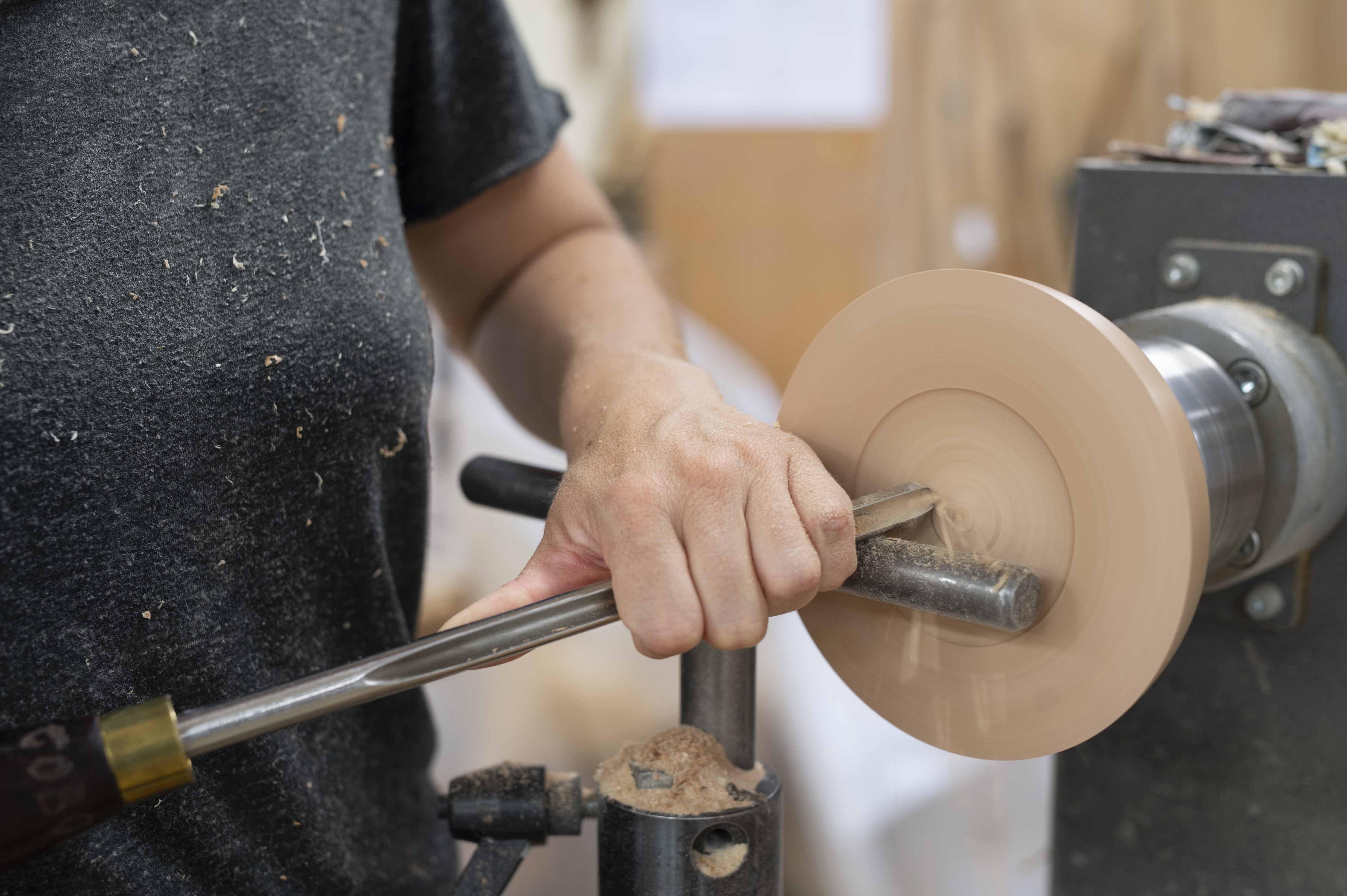 Un atelier de tournage sur bois à Lyon - Ulule