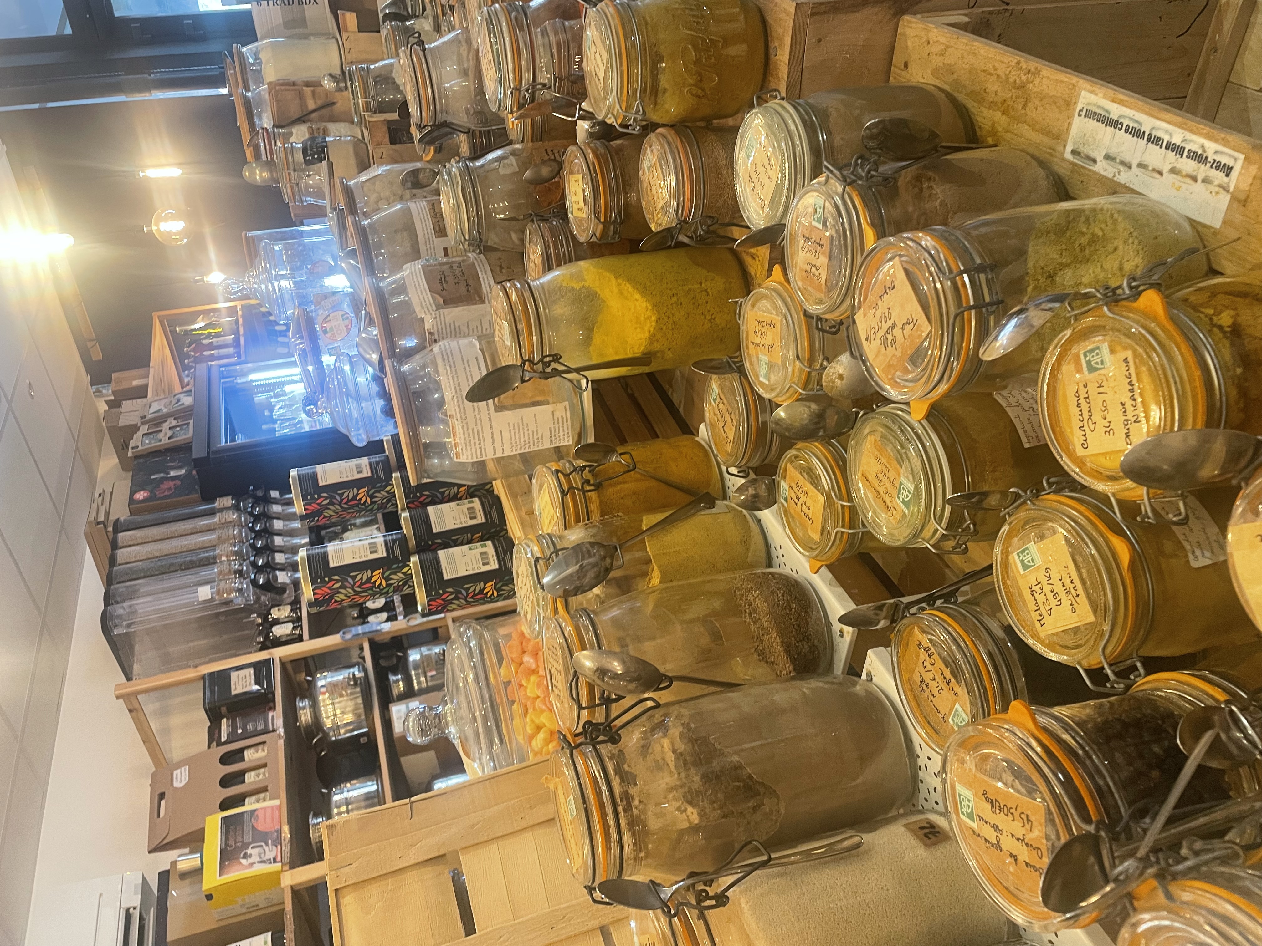 Cagnotte pour soutenir mon épicerie Tout part en vrac - Ulule