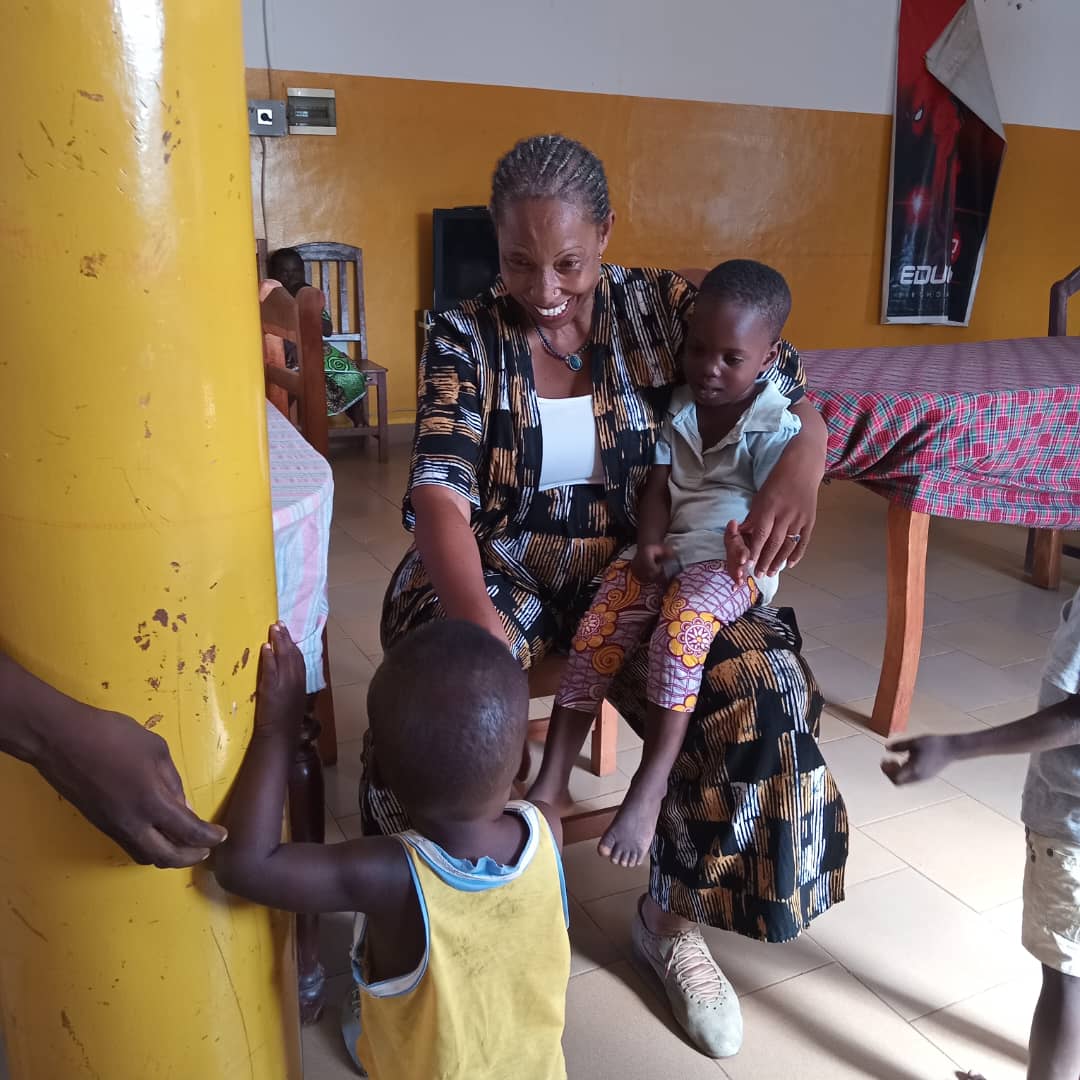 Vivre à Ouidah pour aider les enfants orphelins - Ulule