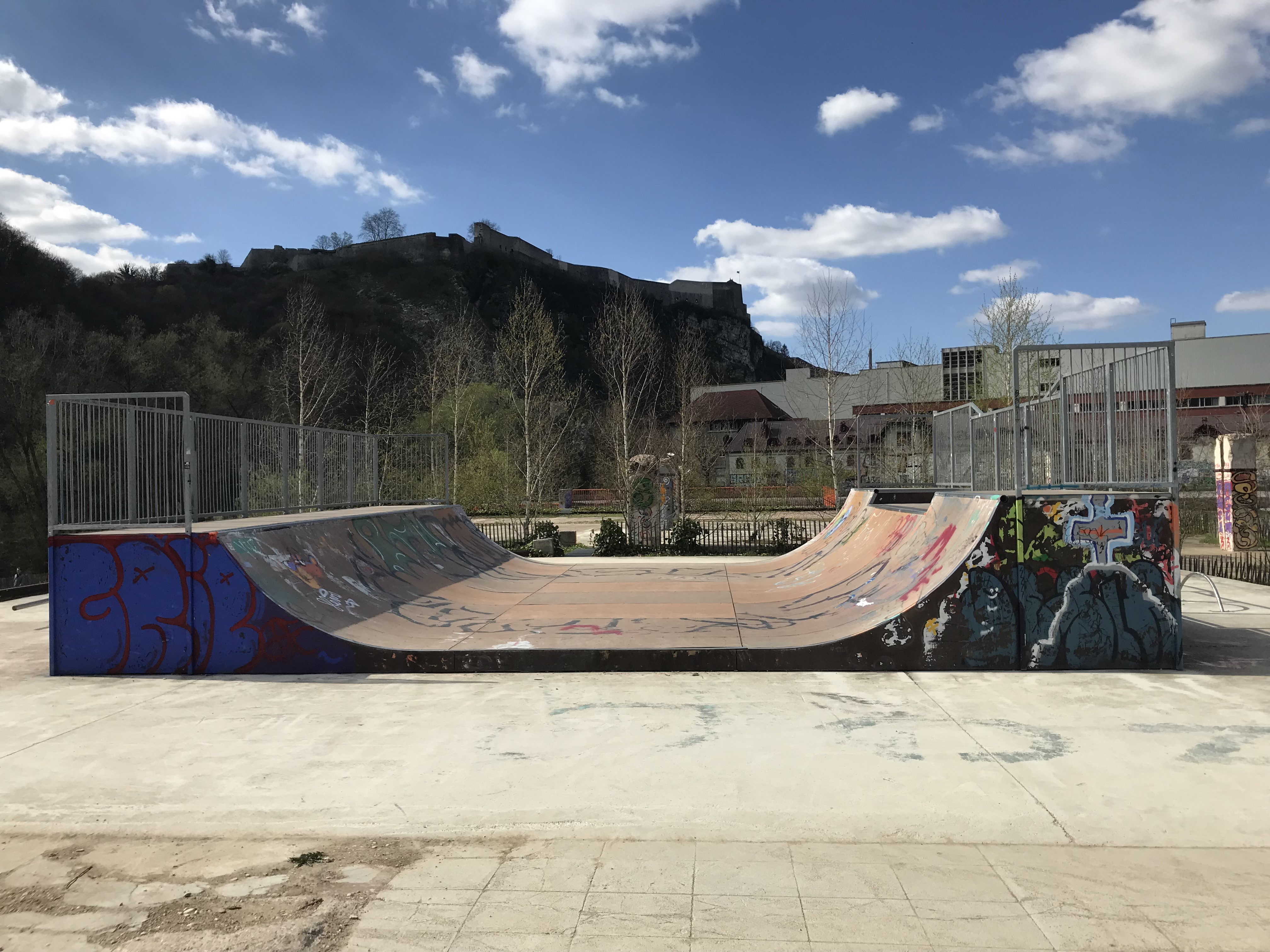Le magazine urbain qui manque (enfin, on le pense) à Besac