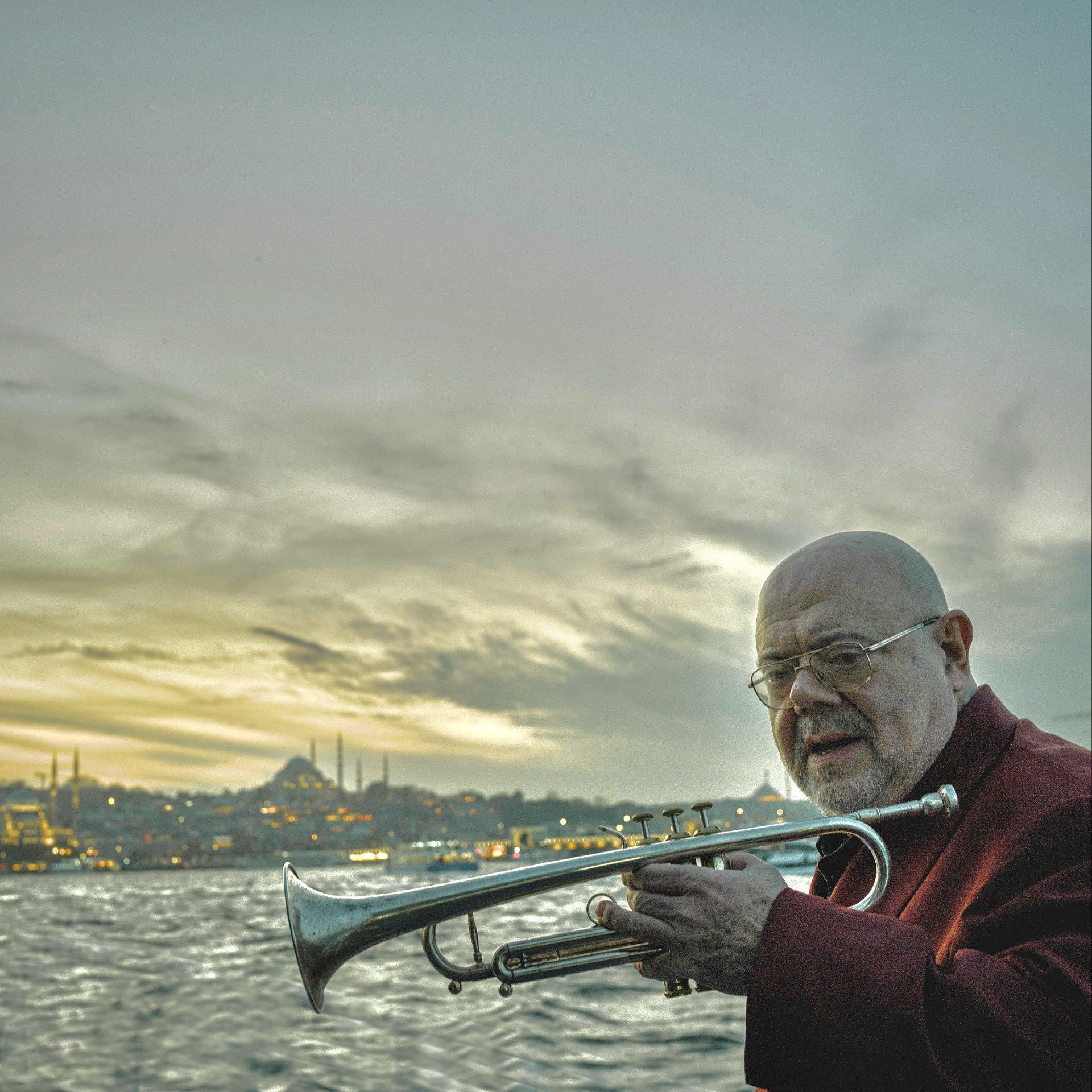 Istanbounce : Soutenez l'album du Longnon BIG BAND - Ulule