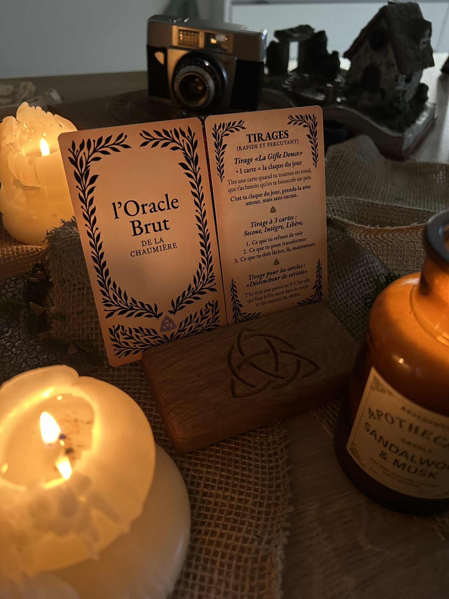 🌙 Un Oracle trash et mystique - Ulule