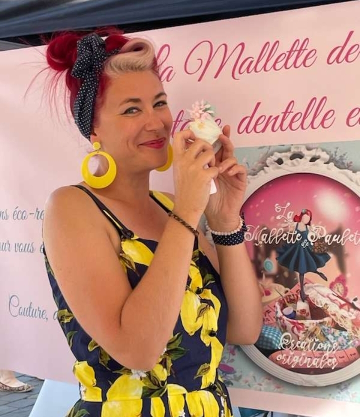"Chez Paulette" boutique/salon de thé vintage à la maison
