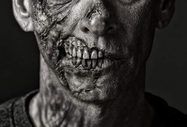 ZOMBIE VSURVIVAL CAMP - Ulule