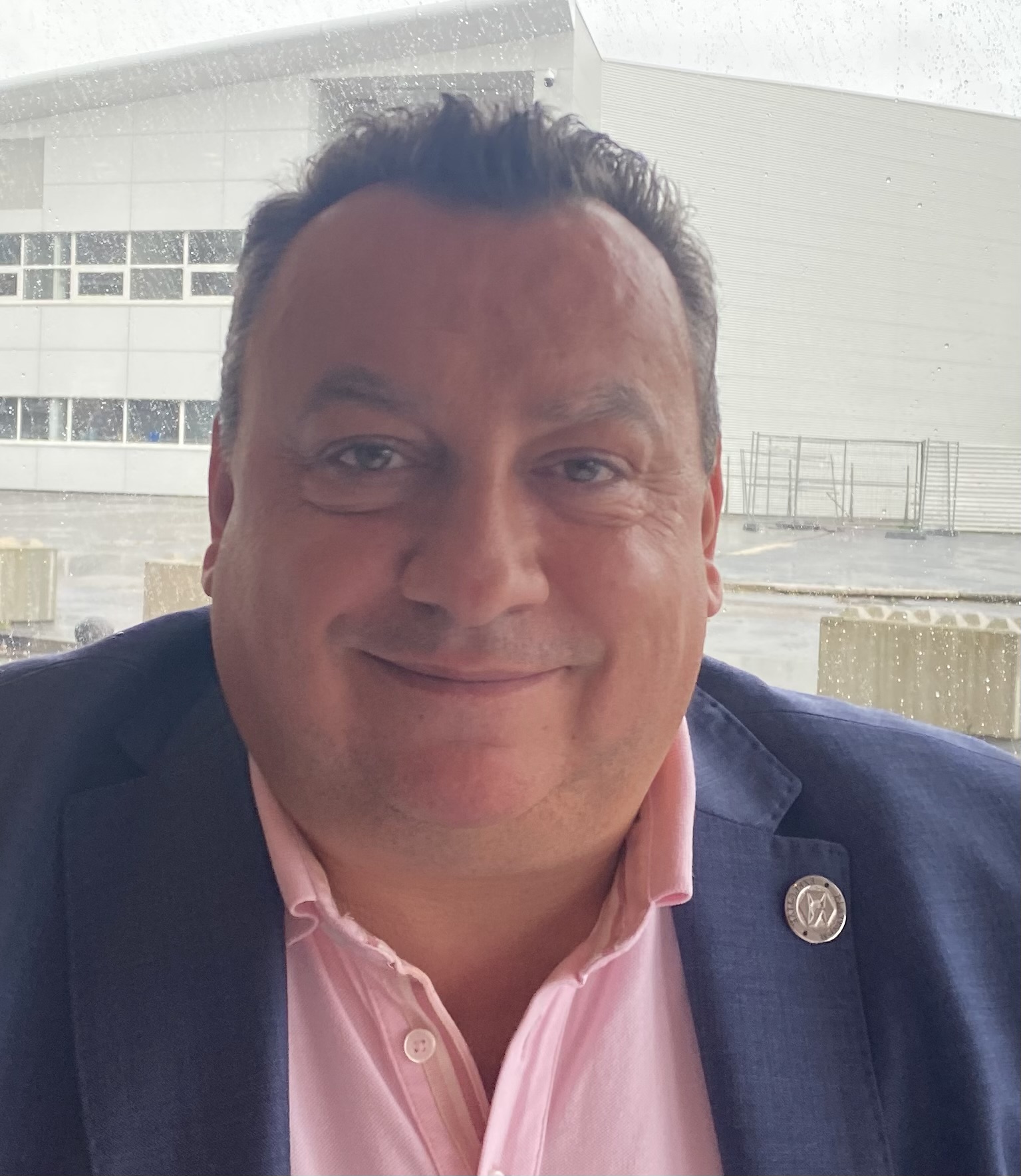 TRACK MOI : le médaillon qui a du flair! - Ulule