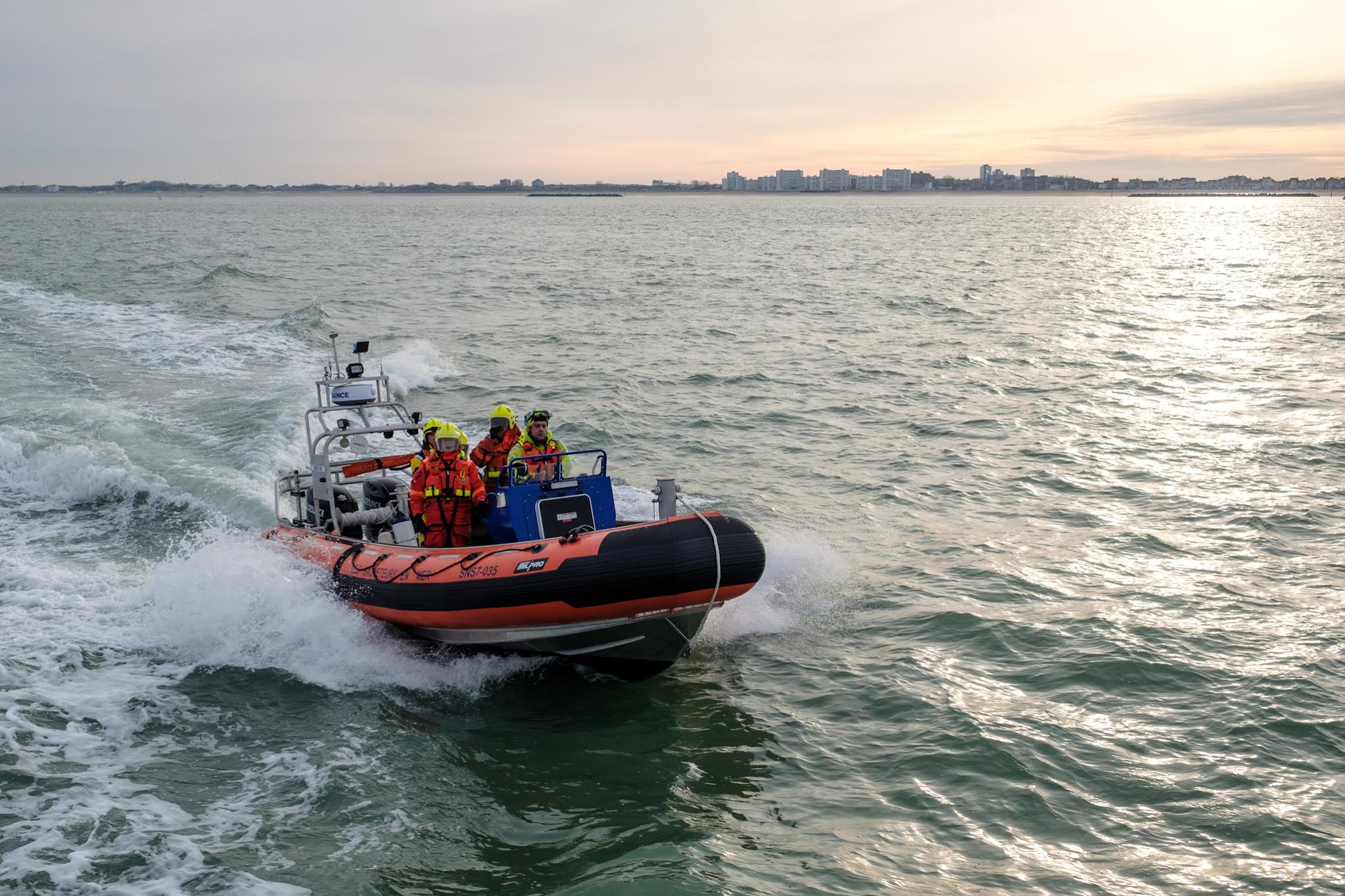 🔶 Soutenons les Sauveteurs en Mer dunkerquois