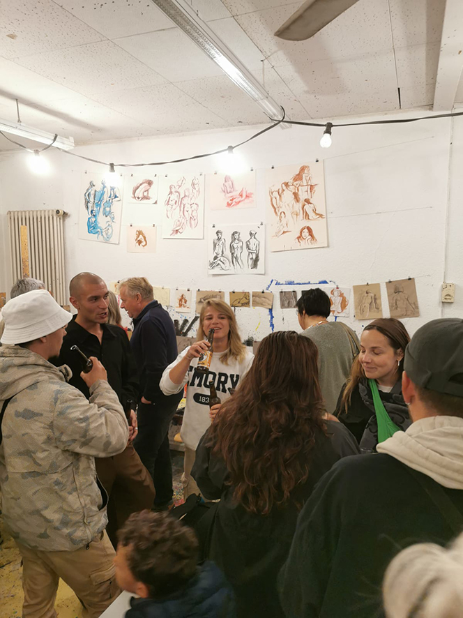 "Le corps mis à nu" livre d'art - dessins et textes - Ulule
