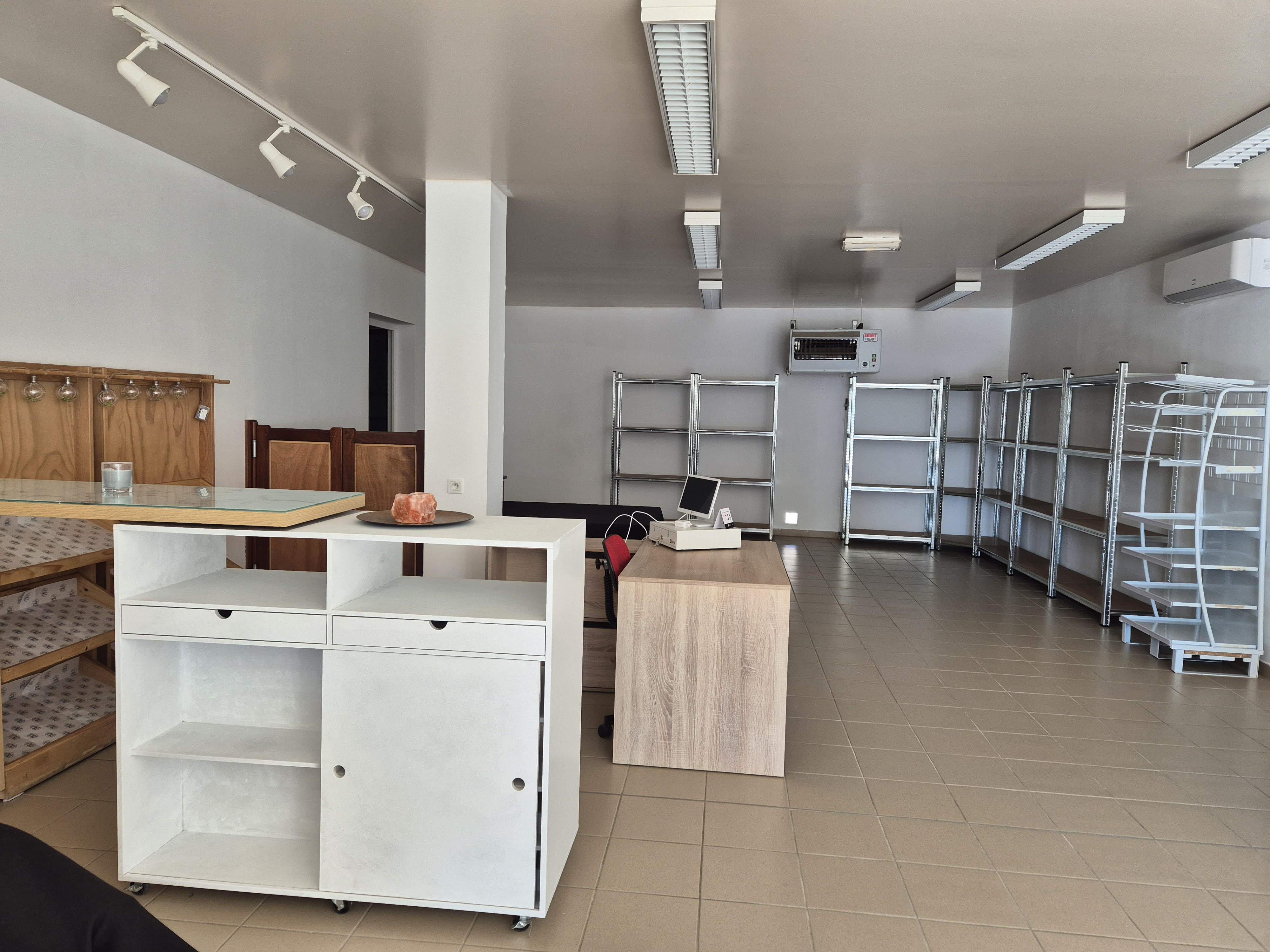 Les Indispensable de Brigitte Bar-Epicerie de village - Ulule