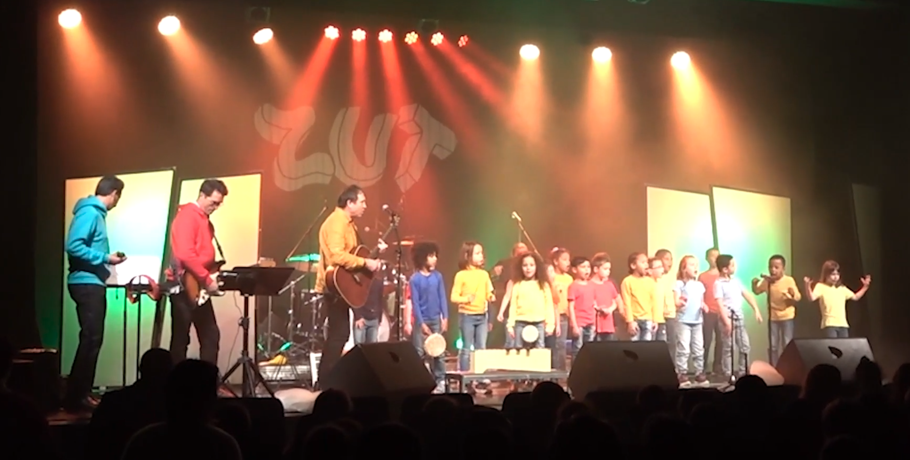 SUIVEZ LA TOURNEE ZUT AU CANADA