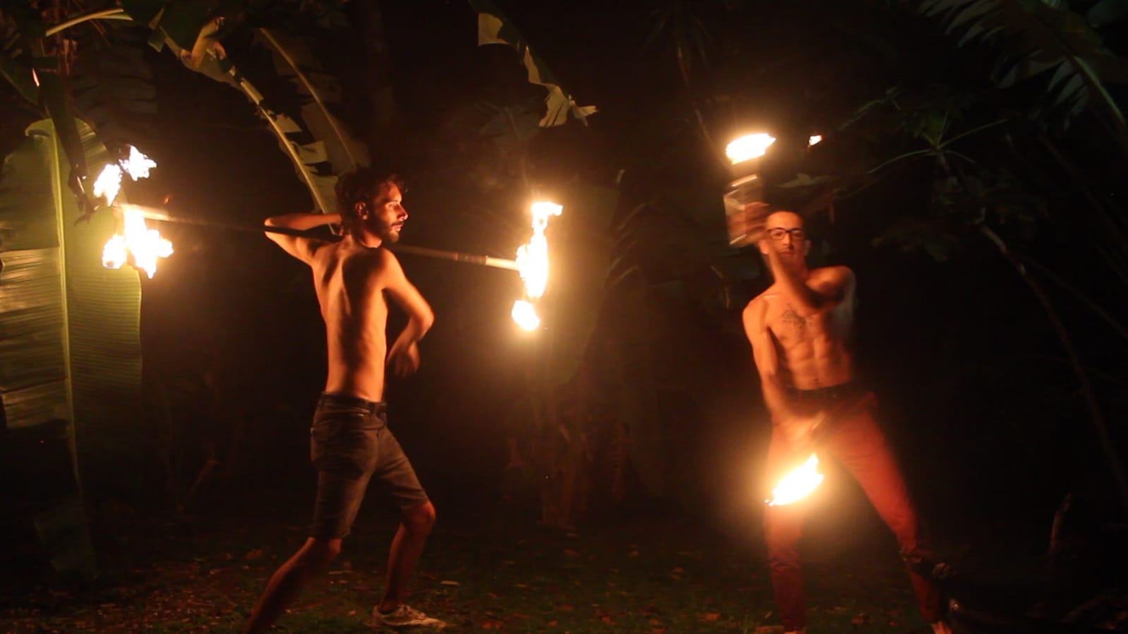 Précommandez vos bouteilles MAD LAB en série limitée ! - Ulule