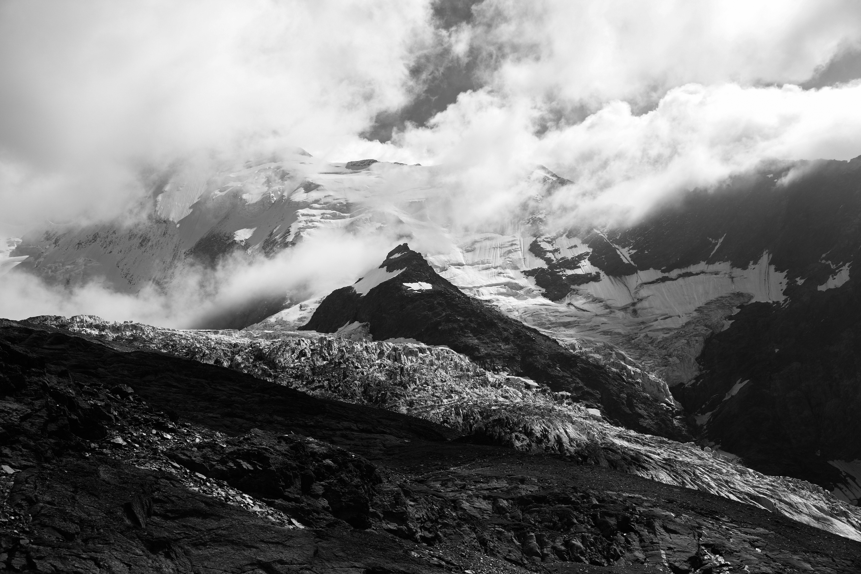 Islande, Terre de Feu : le livre photo de l'exposition ! 🏔️ - Ulule