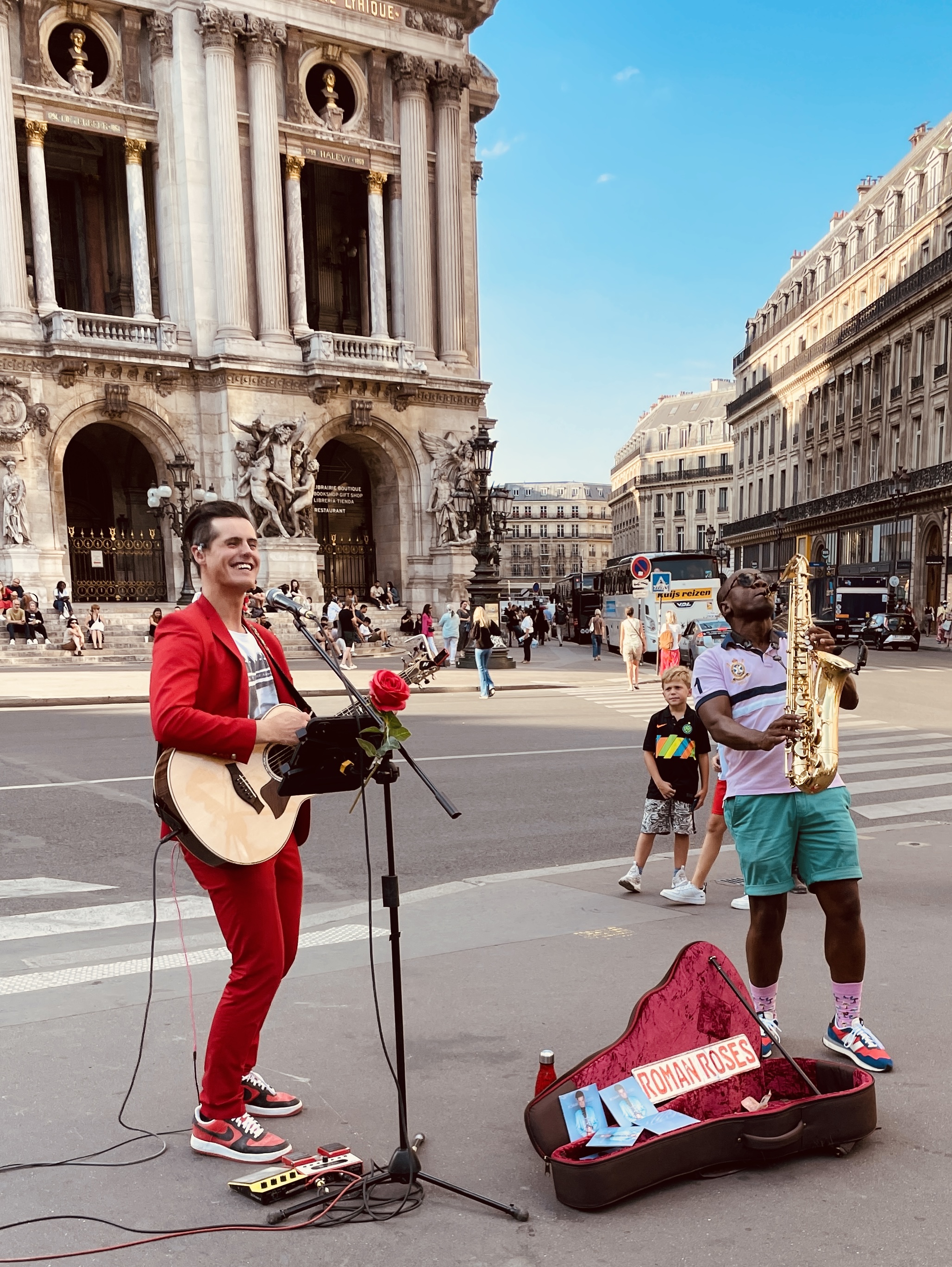 ROMAN ROSES PREND LA ROUTE DE SON PREMIER ALBUM STUDIO ! 💿 - Ulule