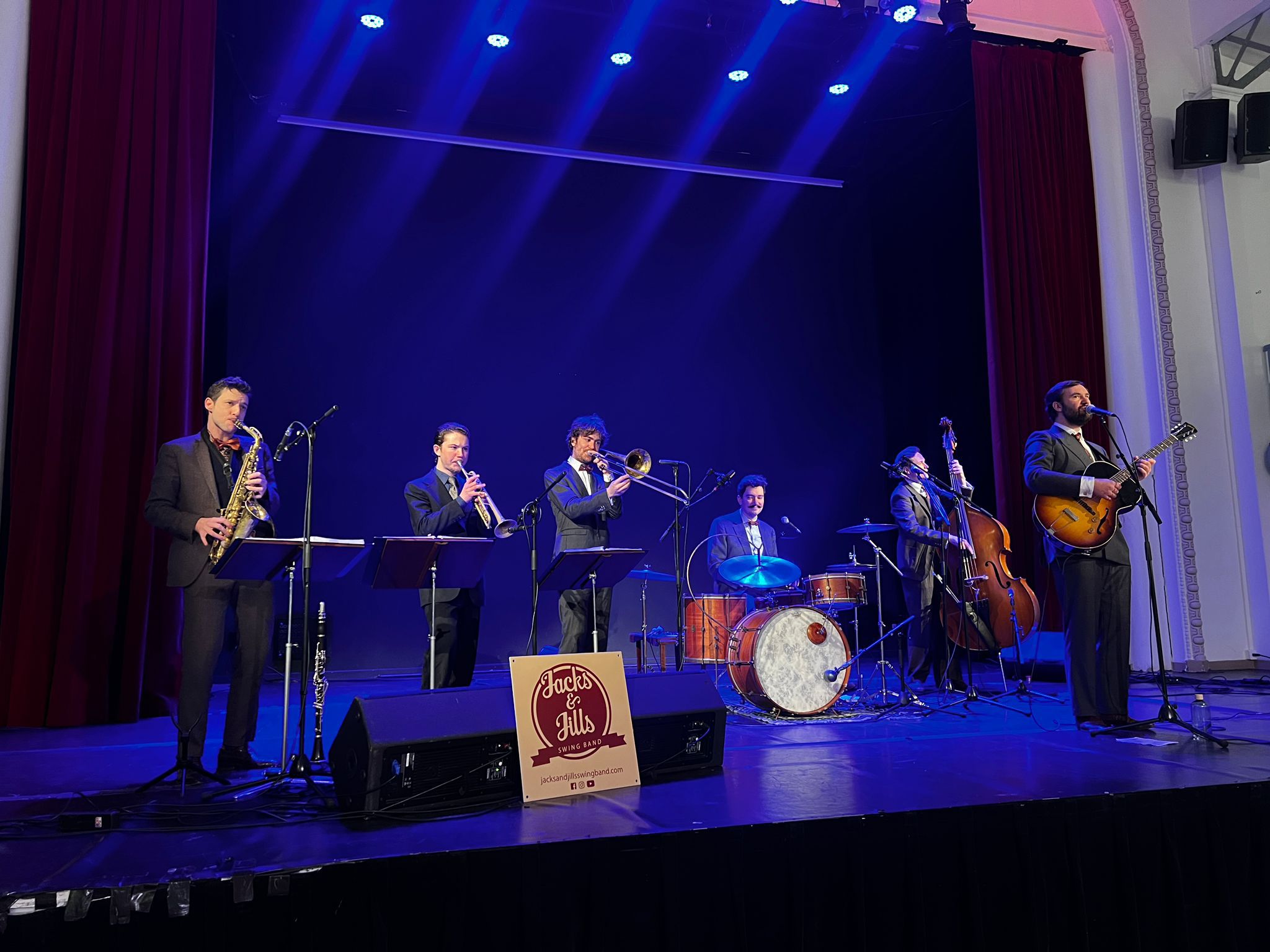 Deuxième Album du Jacks’&’Jills Swing Band - Ulule