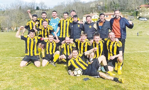 Création d'un club-house pour l'équipe de l'ASR